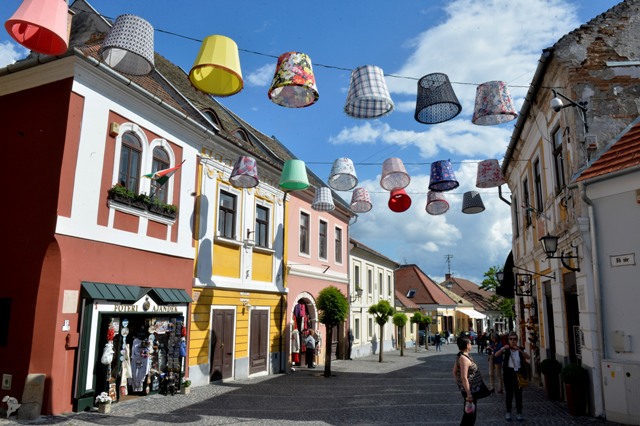 Сентандреја: Црквено благо Срба у модерном музеју | Dnevnik