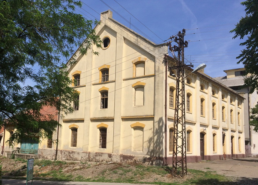 Збирка ваљних столица мaшинског млина у Перлезу за културно добро | Dnevnik