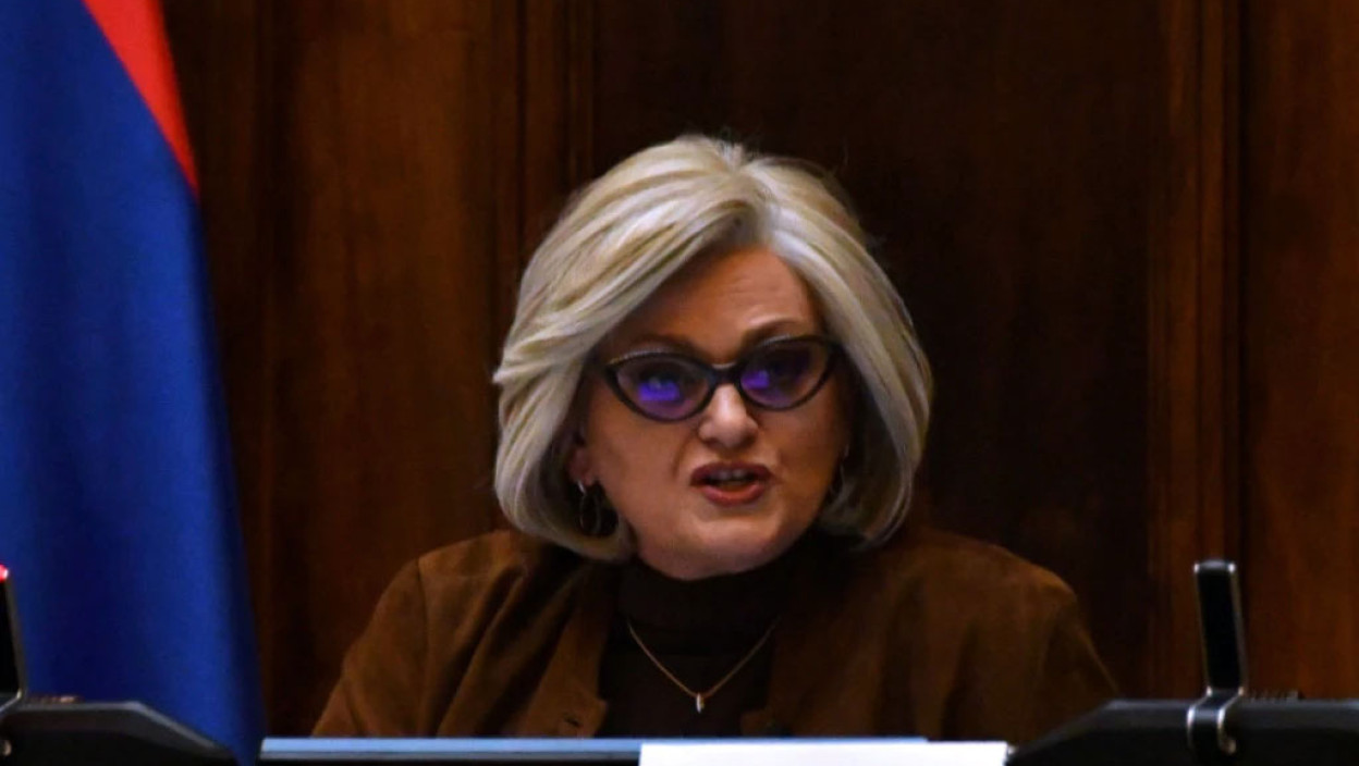 ”РЕКОРДНЕ ДЕВИЗНЕ РЕЗЕРВЕ ЗЕМЉЕ ОД 29,4 МИЛИЈАРДЕ ЕВРА” Табаковић: У ...