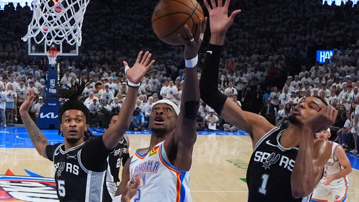NBA liga: Košarkaši Oklahome poveli sa 3:2 protiv San Antonija u finalu ...