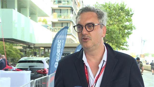 Чадеж: Србија у свету препозната као пример успешне вакцинације | Dnevnik